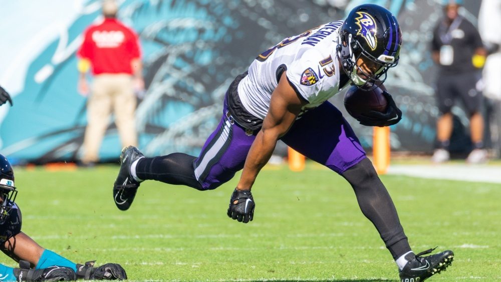 Cardinals sign veteran returner Devin Duvernay to 1-year contract worth ...