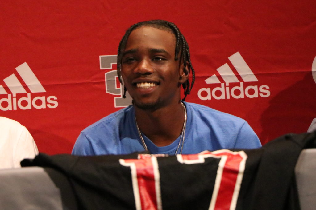 PHOTOS – Preston Moore Signs With Midway | Your Sports Edge 2021