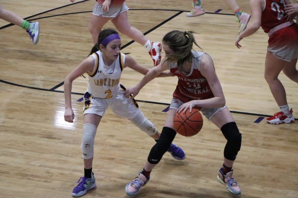 PHOTOS – Lady Lyons vs Lady Cardinals | Your Sports Edge 2021