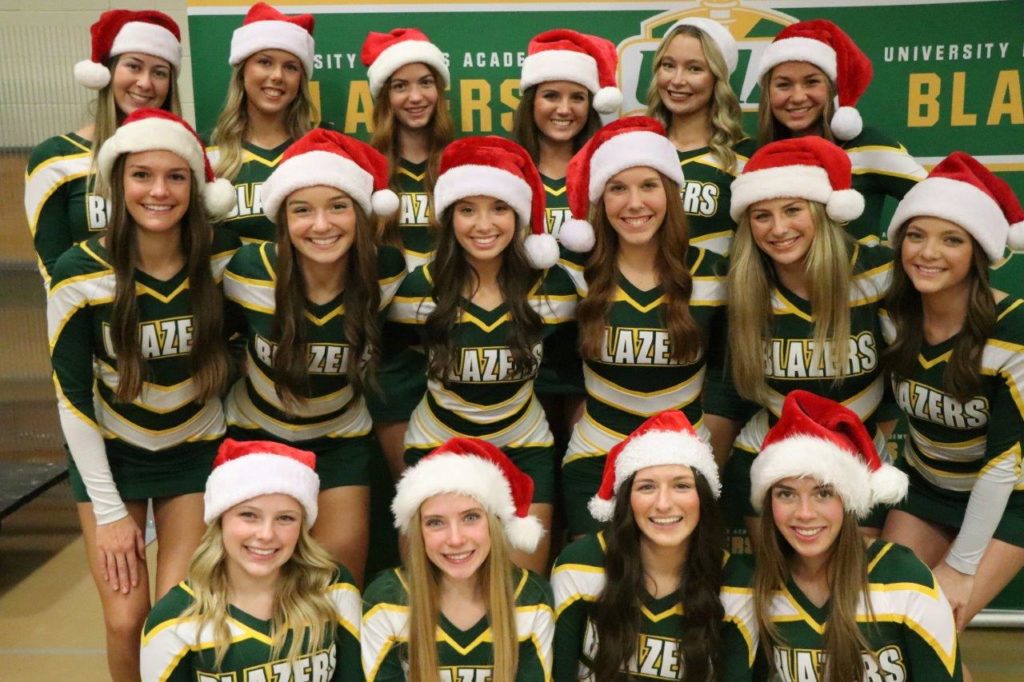 PHOTOS – UHA Cheerleaders in the Christmas Spirit | Your Sports Edge 2021