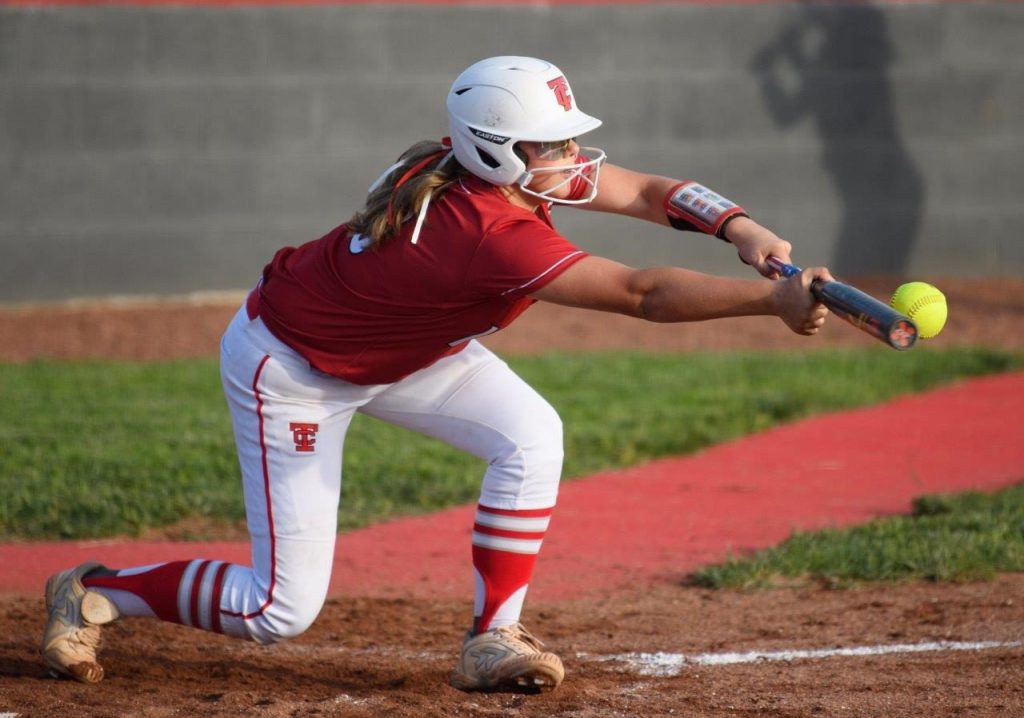 Lady Rebels Get Past Russellville 5-4 (w/PHOTOS) | Your Sports Edge 2021