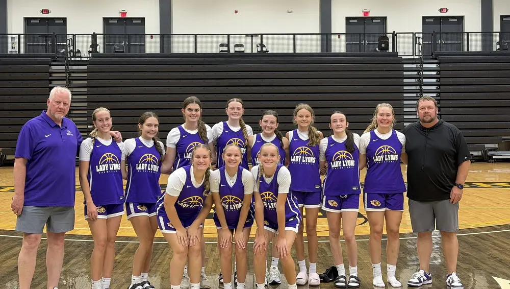 Lady Lyons Go 'Show Me" in Missouri Hoops Event | Your Sports Edge 2021