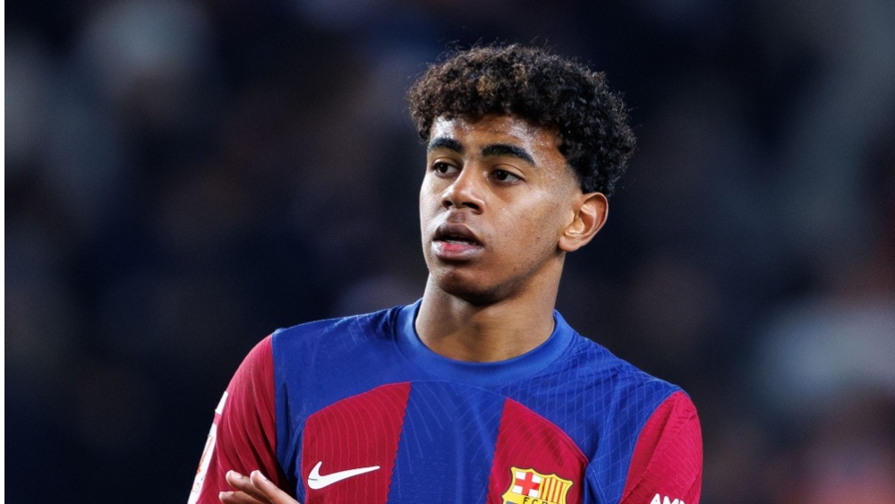 Spain's Lamine Yamal, 16, becomes youngest scorer in Euro history with goal vs. France | WBSZ ...