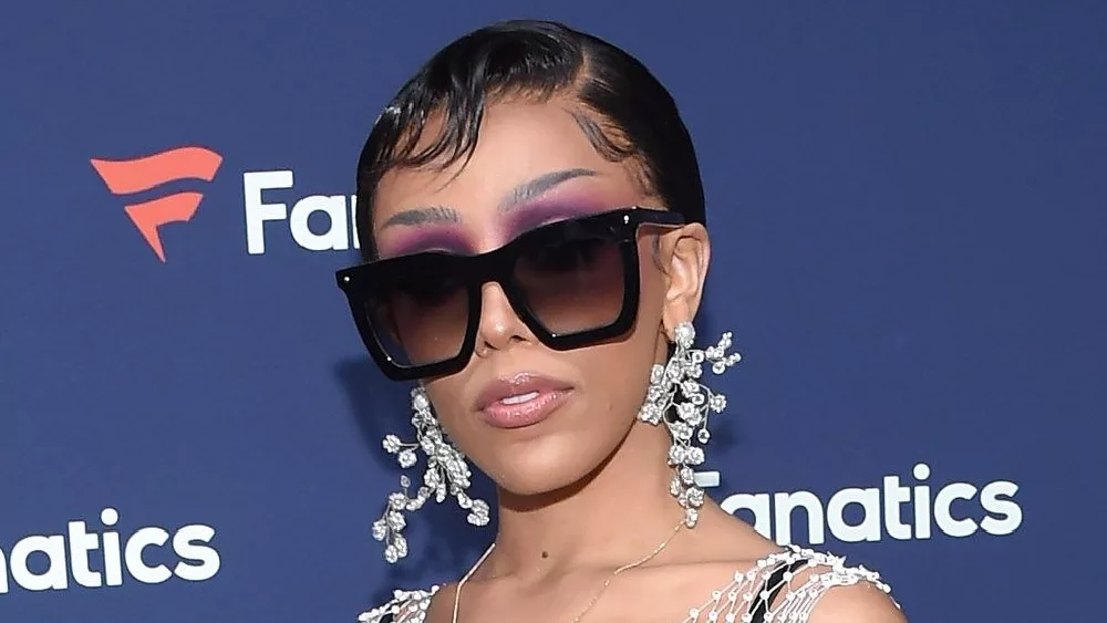 Doja Cat shares video her new song 'Paint the Town Red' | 98.7 WNNS