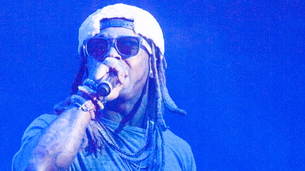 Lil Wayne To Release 'Tha Carter V' Original Version On Friday | WBHB ...