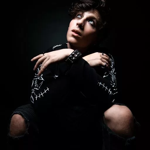 The Artist Spotlight: TX2 | 97.7 QLZ