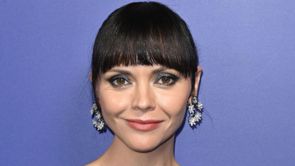 Christina Ricci's role is revealed in trailer for the Netflix series ...