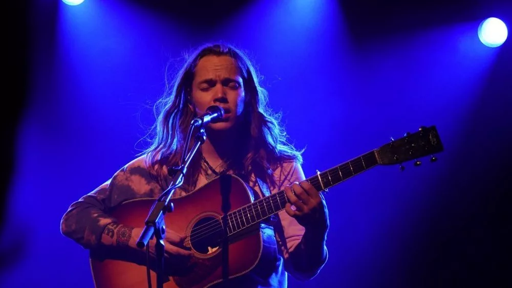Billy Strings joins Zach Top for 'Me & Billy (Live)' EP | KSED - Sedona, AZ