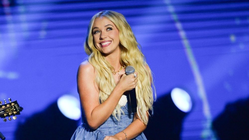 Megan Moroney shares new video for "You Had To Be There" featuring Kenny Chesney | 107.7 The Wolf