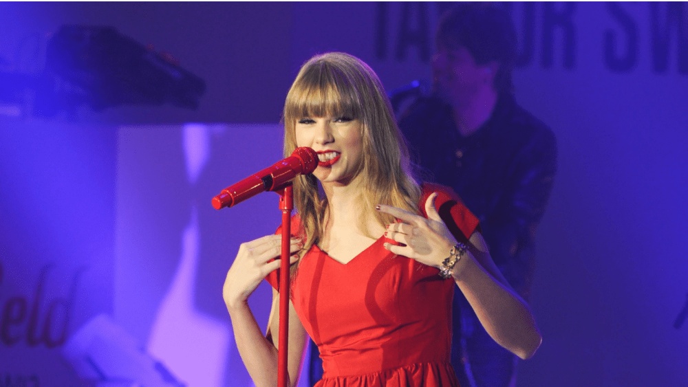 Taylor Swift shares 'Speak Now (Taylor's Version)' tracklist ft. Hayley Williams, Fall Out Boy ...