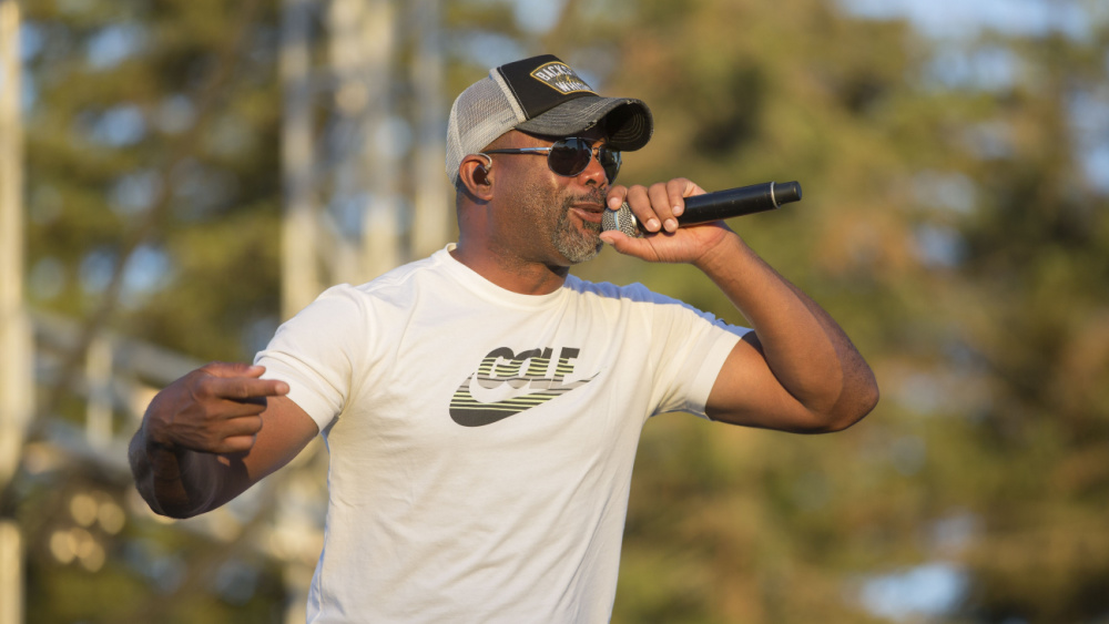 Darius Rucker to release vinyl edition of 'True Believers' | KPUA