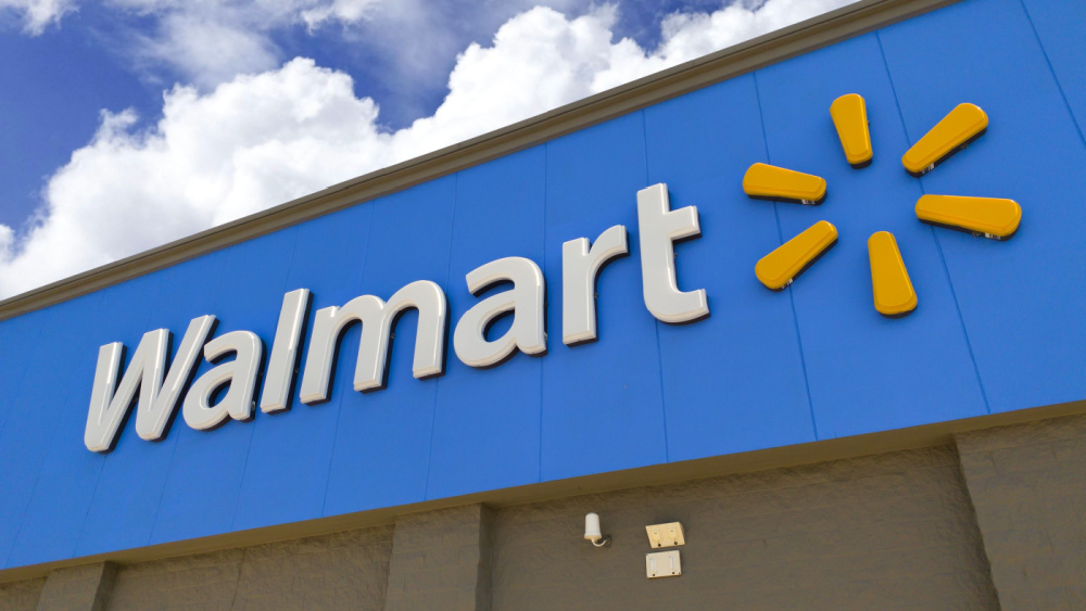 Gunman dead after shooting at Ohio Walmart leaves 4 wounded | 101.3 KFDI