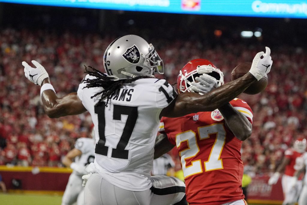 Raiders' Davante Adams Charged With Shoving Photographer | 104.1 KSGF