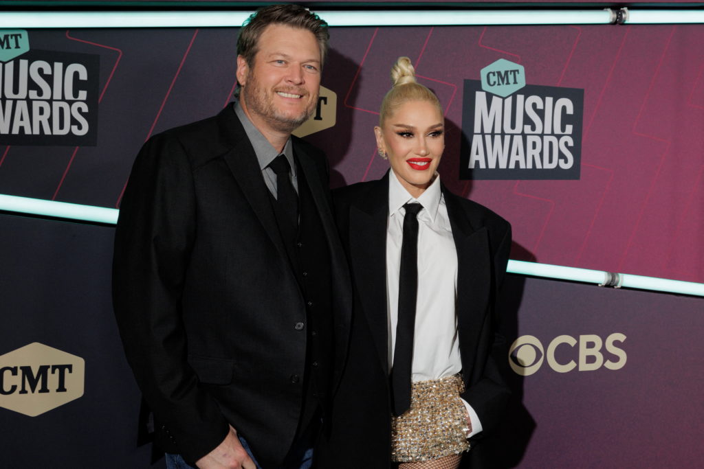 Blake Shelton Has A New Hallmark Holiday Movie On The Way | 100.3 The Wolf