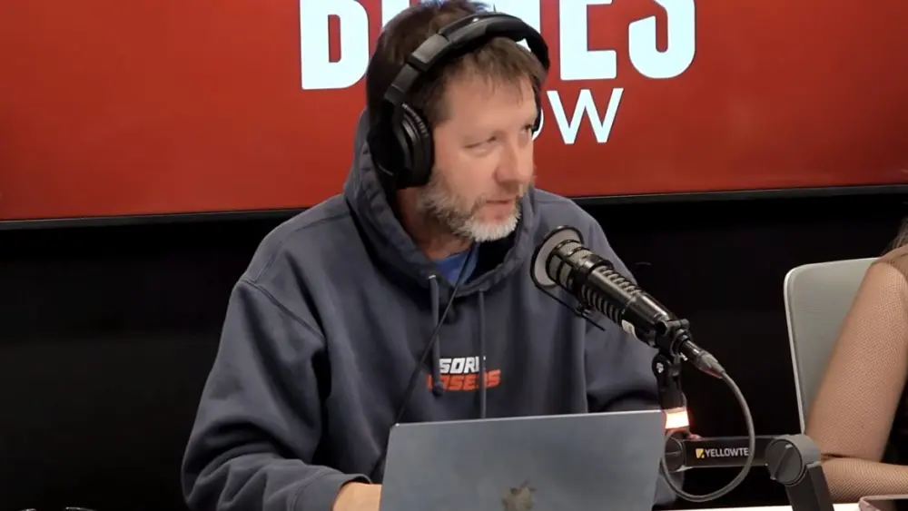 Blake Shelton to release new album 'For Recreational Use Only' | 100.3 ...