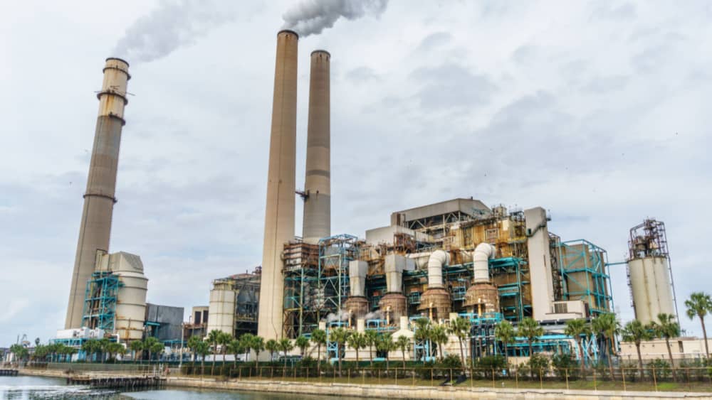 U.S. Supreme Court limits federal power to curb carbon emissions at ...