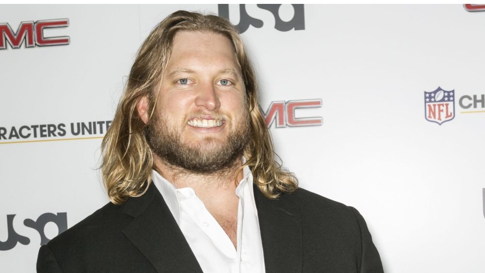 New York Jets legend Nick Mangold dies at 41 after lengthy battle with ...