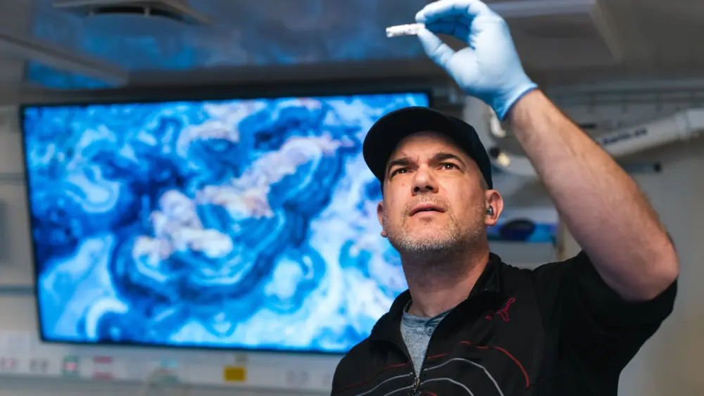 UAF researcher Russ Hopcroft part of deep-sea expedition that uncovered ...