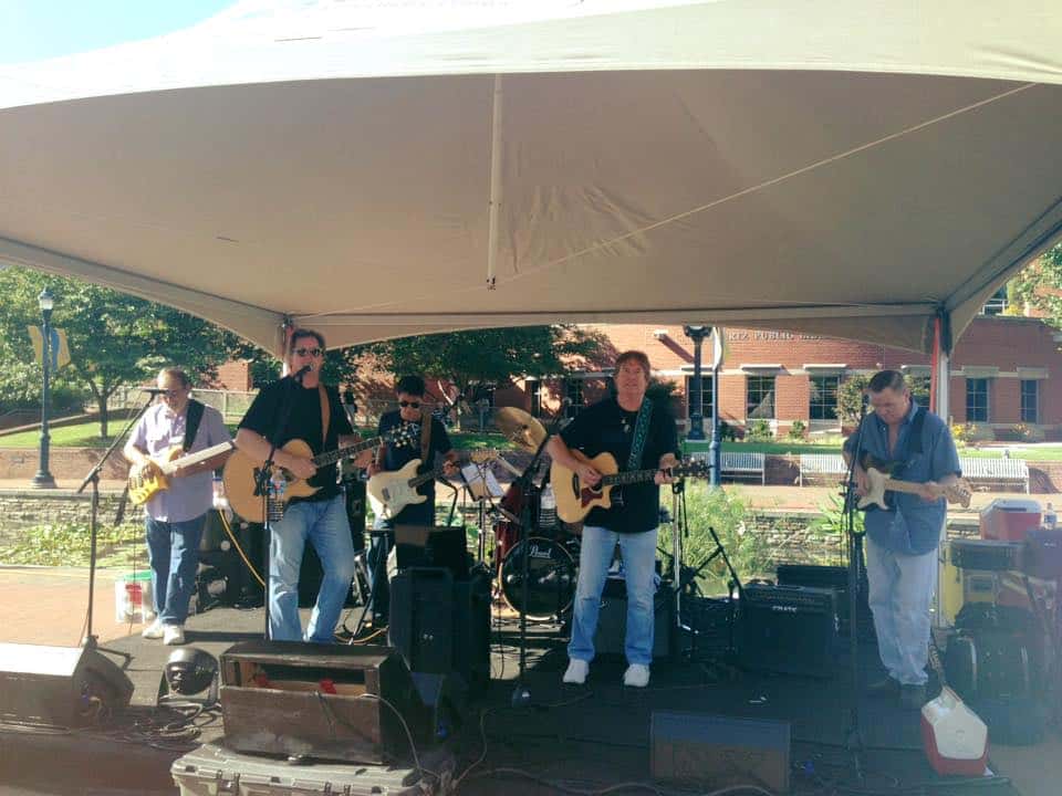 Alive @ 5 Featuring The Cheyenne Canyon Band 8.11.16 – 106.9 the Eagle