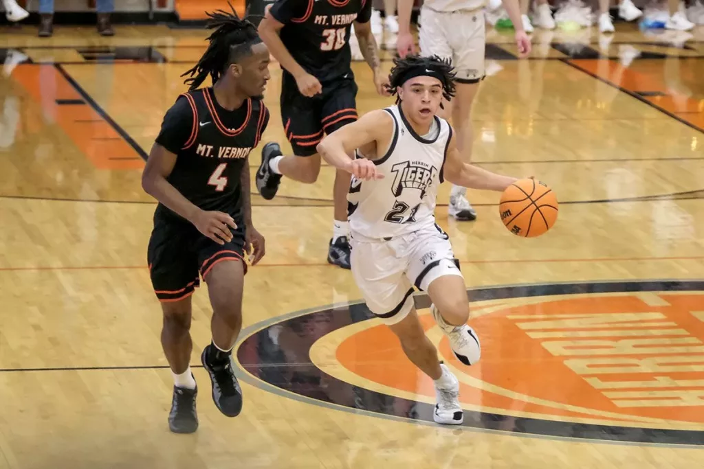 Herrin star Kyrese Lukens sets new career scoring mark for Tigers | 95. ...