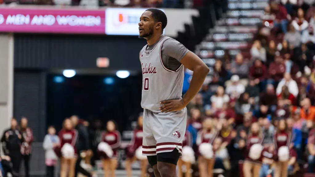 Signs indicate Damien Mayo Jr. sticking with SIU | 95.1 Steve FM