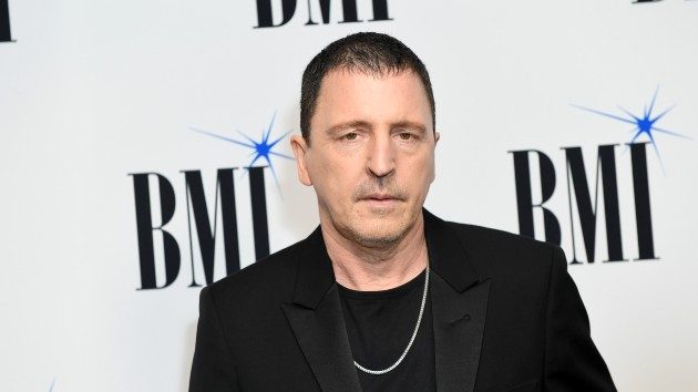 NIN's Atticus Ross honored with BMI Icon Award | 98 Rock Online