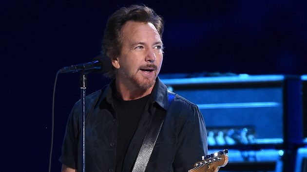 (Digital Only) Pearl Jam, Jack White, make 'New York Times' readers ...