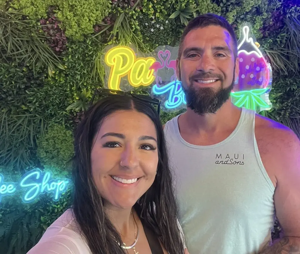 Meet Açaí with Me — the Galesburg food truck born from a vacation ...