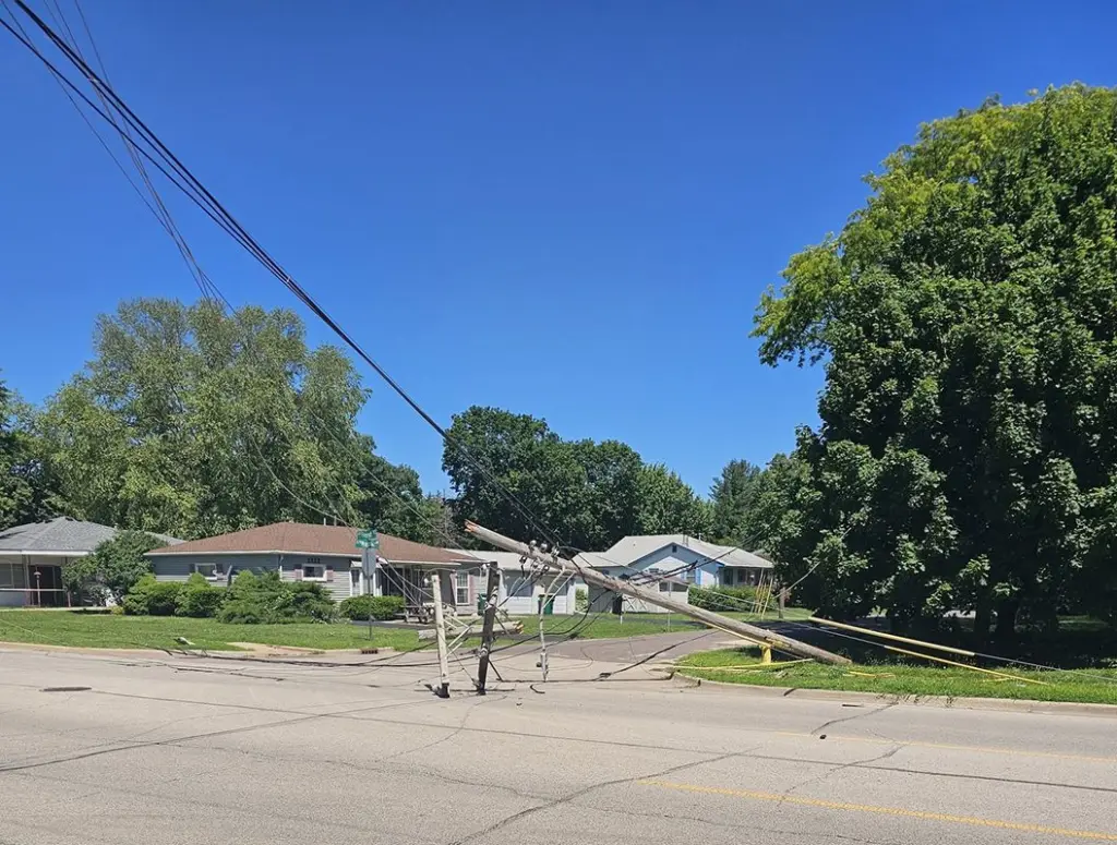 Downed utility pole closes East Fremont Street, knocks out power to ...