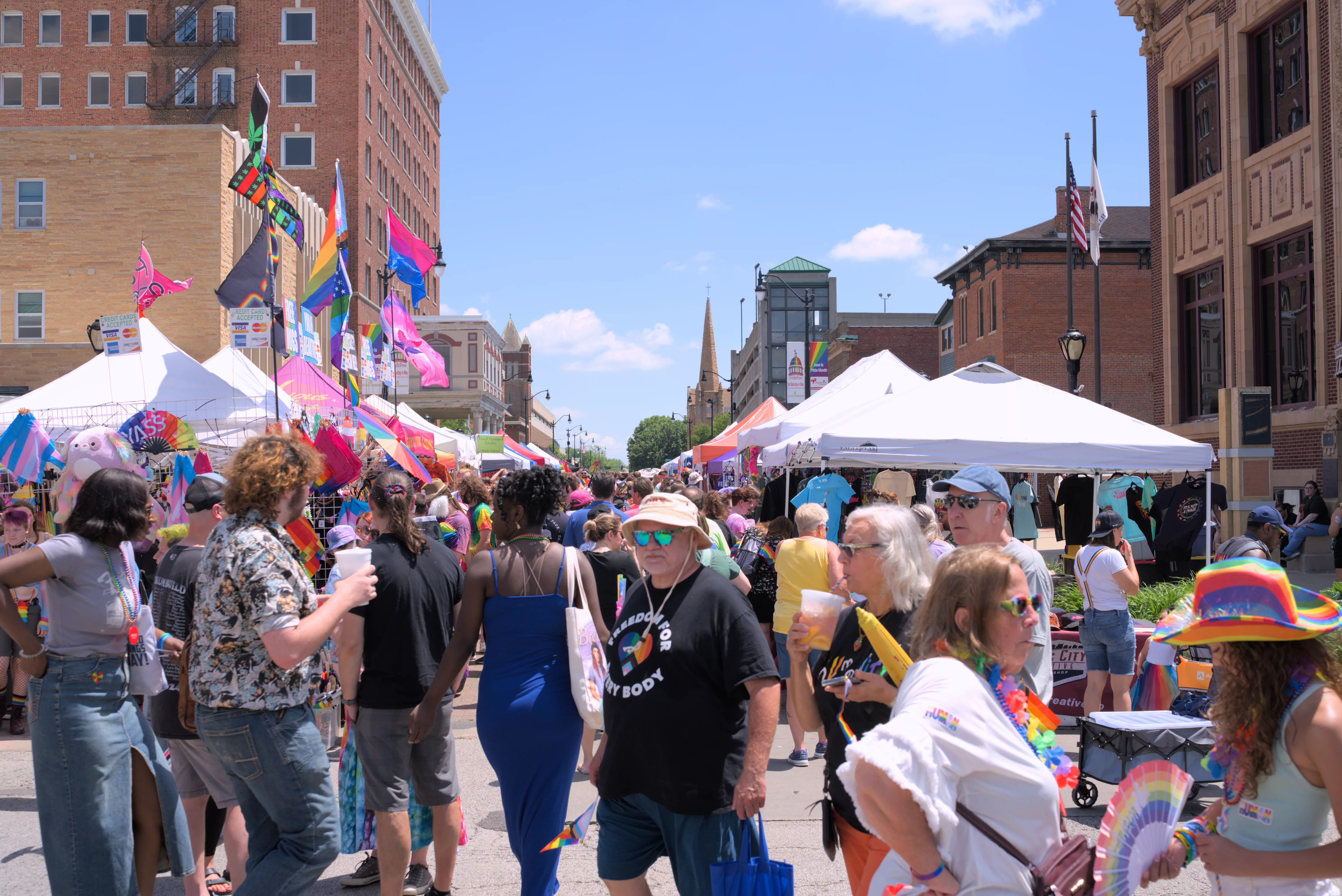 Thousands celebrate diversity at Springfield PrideFest | WMAY - 92.7 WMAY