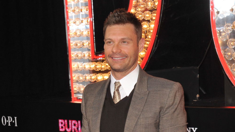 Ryan Seacrest to replace Pat Sajak as new host of 'Wheel Of Fortune ...