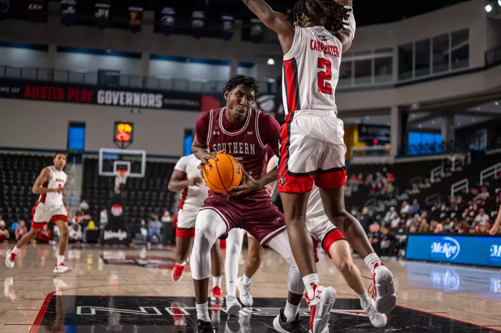 Massey, Bey hit transfer portal | 101.5 WCIL-FM | Today's Hit Music