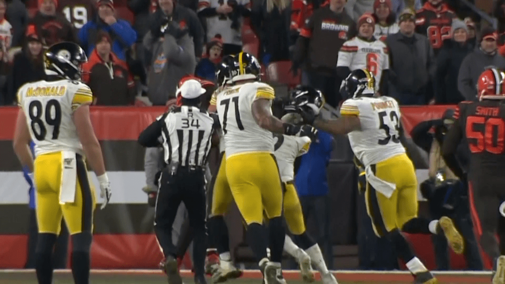 'He could have killed him': Fight breaks out at end of Steelers-Browns ...