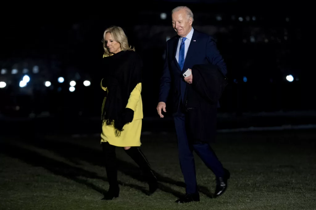 Biden wins New Hampshire primary through a write-in effort after declining to campaign there ...