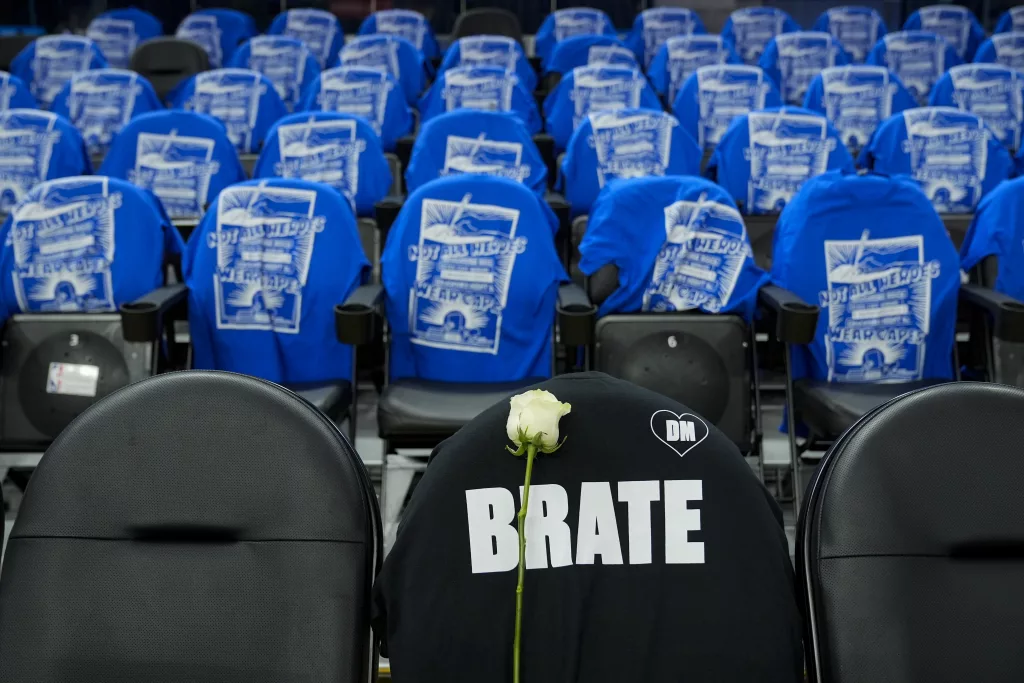 Warriors, Hawks together honor beloved Golden State assistant coach ...