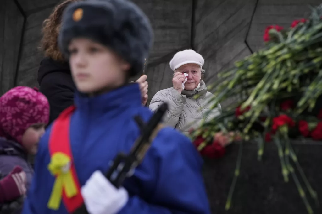 Russia marks 80 years since breaking the Nazi siege of Leningrad | WBAL ...