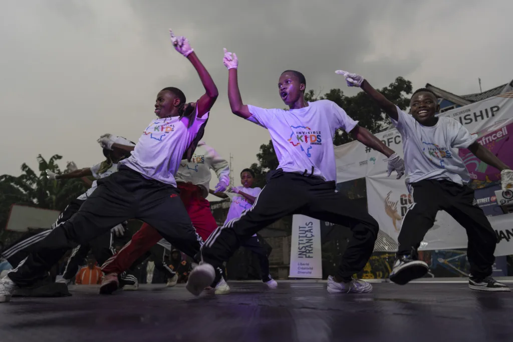AP PHOTOS: In the spirit of perseverance, artists flock to Congo's ...