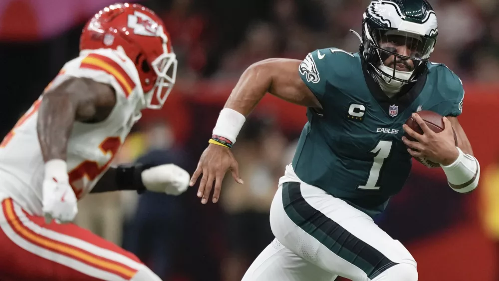 The Latest: Eagles spoil Chiefs' three-peat bid, win Super Bowl 40-22 ...