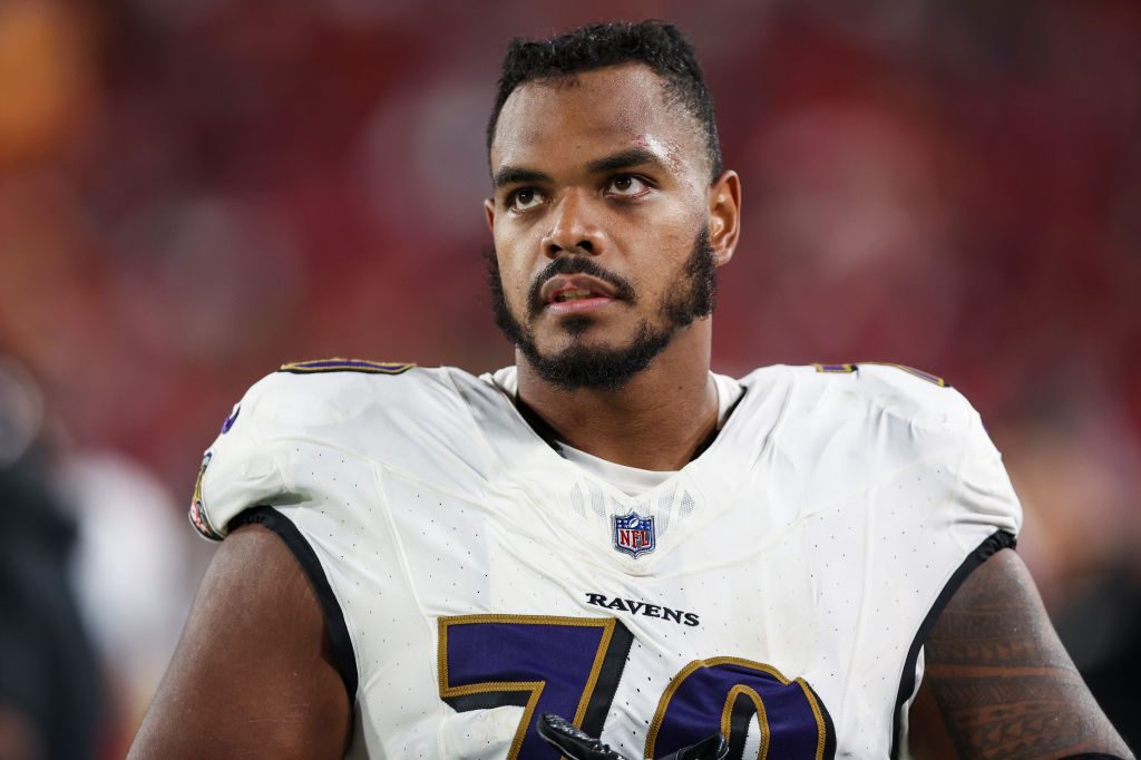 Ravens agree to a new contract with Pro Bowl LT Ronnie Stanley before ...