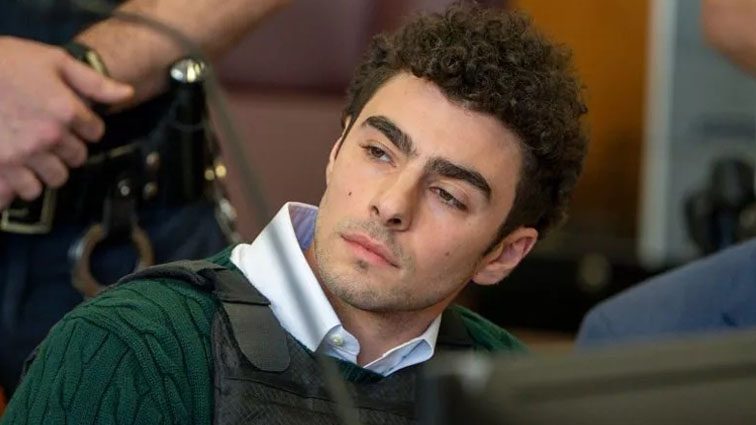 Judge says she'll hold limited hearing on seizure of Luigi Mangione's ...