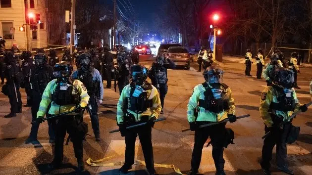 2nd federal officer shooting in Minneapolis prompts protests, calls for ...