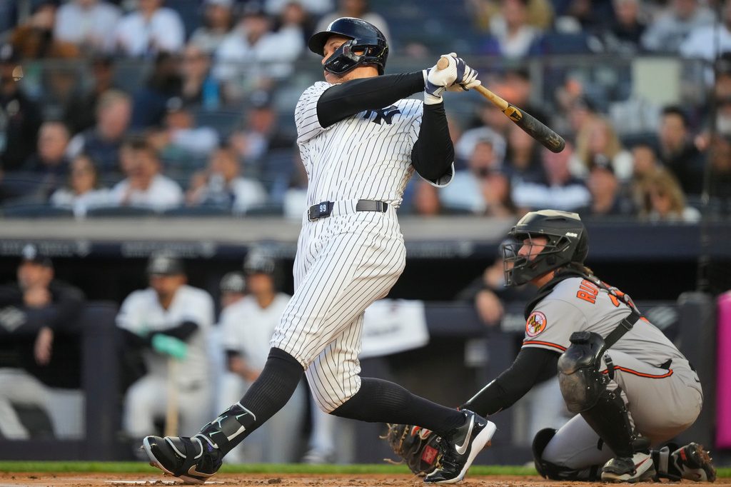 Judge's 14th homer sparks Yankees over Orioles 12-1 for sweep, 14th win ...