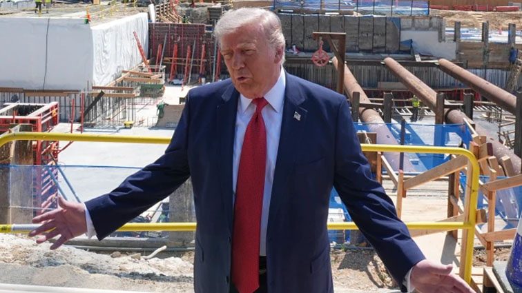 Republican progress on immigration bill stalls out over ballroom, DOJ ...