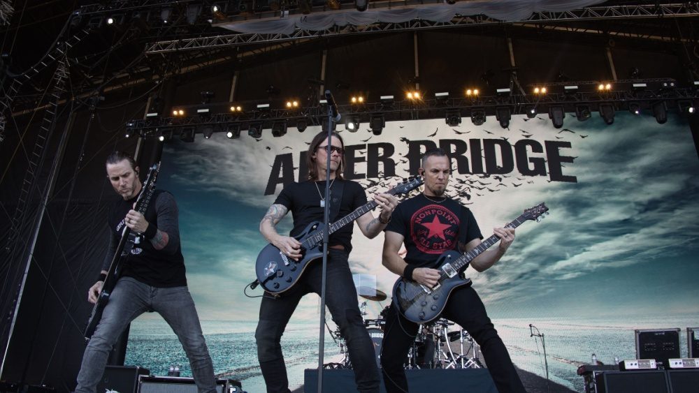 Alter Bridge share video for 'Playing Aces' from upcoming self-titled ...