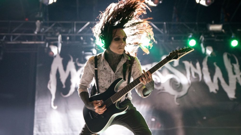 Motionless in White to release new album 'Decades' | 96.1 KLPX