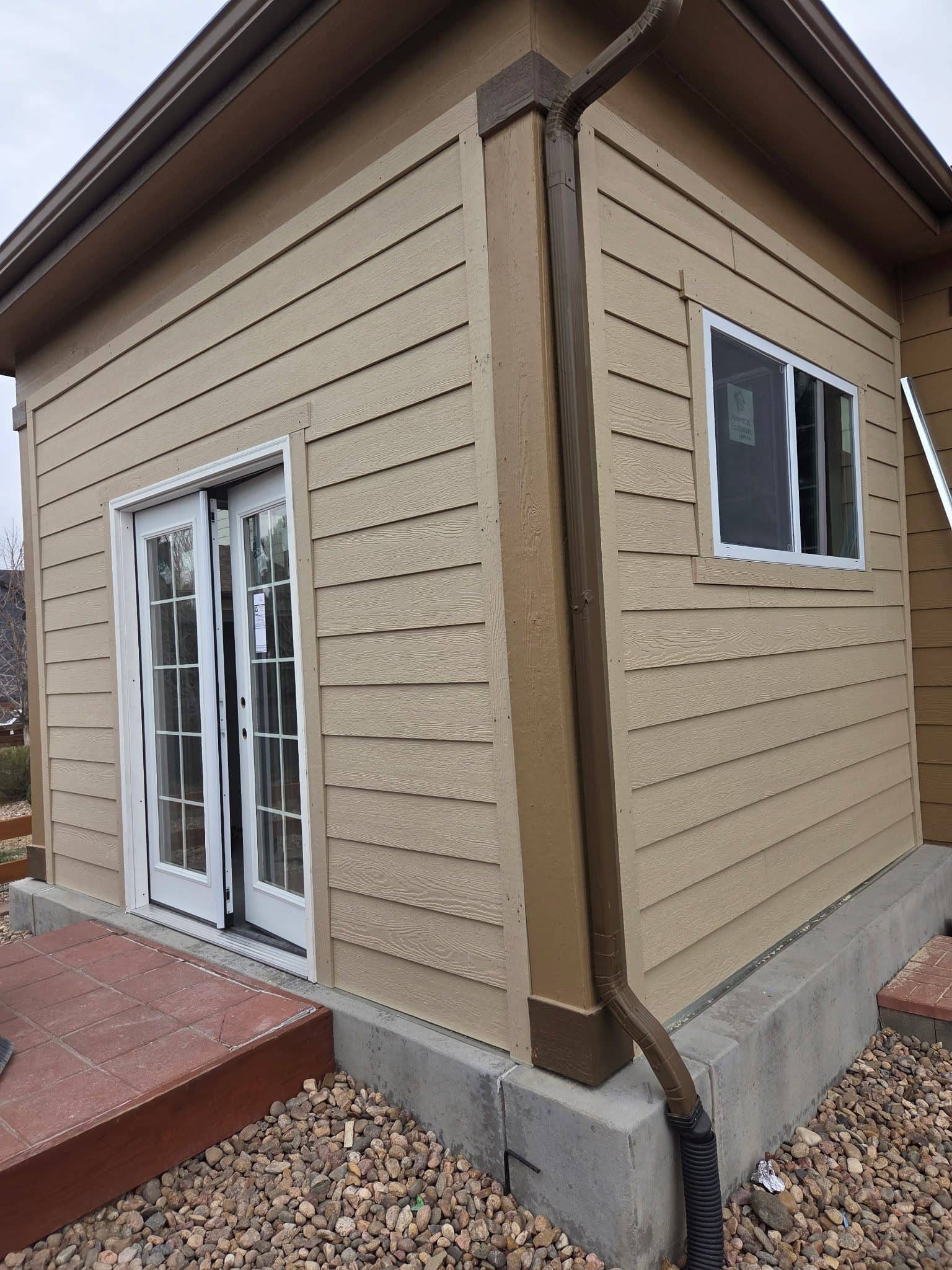 Rainbow Builders | Mile Hi Construction | KLVZ - Denver, CO