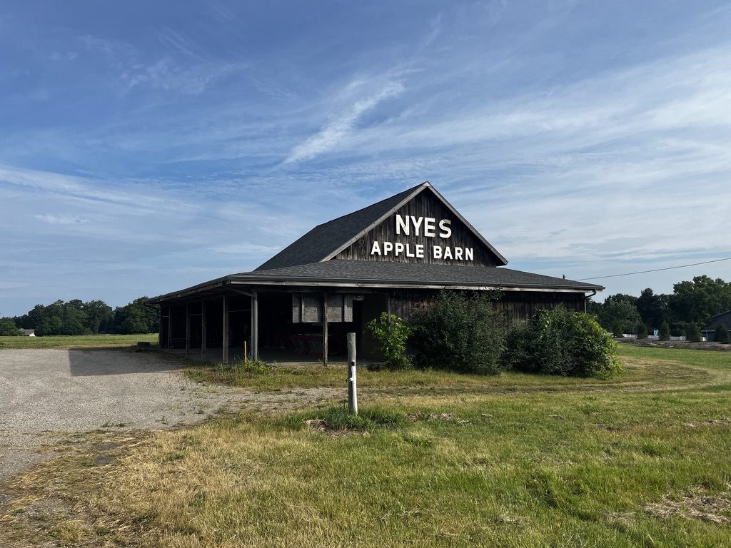 Nye's Apple Barn: 'The Bounty of Berrien County' shapes its colorful ...