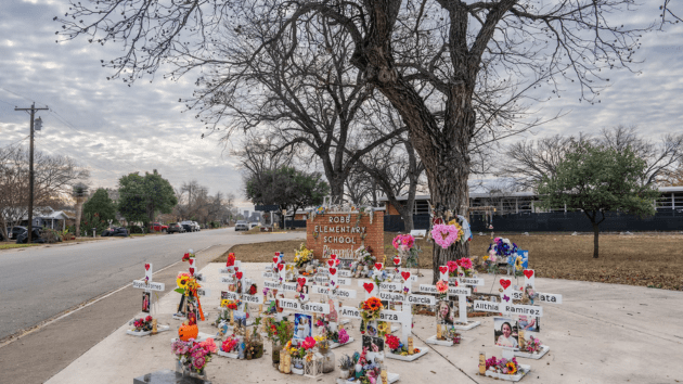 Uvalde trial latest: Defense uses foam gun visual aid to defend police ...