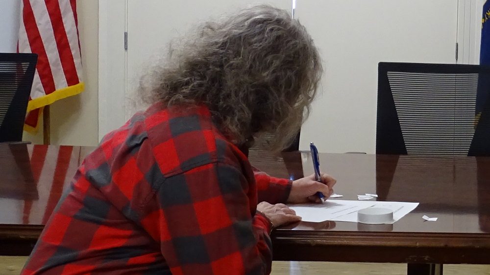 Caldwell County Republican Primary Candidates Draw Ballot Positions | WPKY