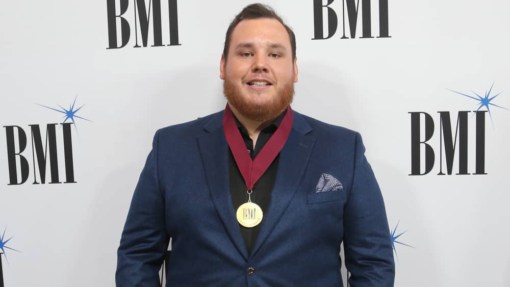 Luke Combs, Carrie Underwood, Craig Morgan & more to headline 'Opry ...